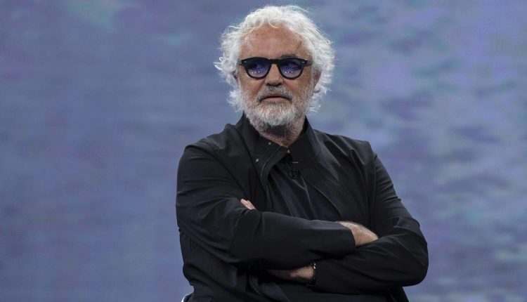 COVID-19, focolaio al Billionaire, Briatore contagiato e ricoverato a ... COVID-19, focolaio al Billionaire, Briatore contagiato e ricoverato a ...