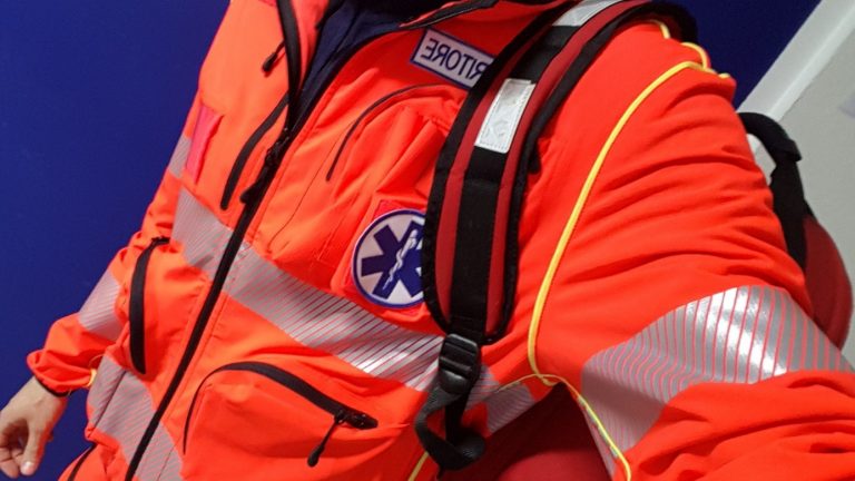 Ambulance uniform in Europe. Wear and compare test by rescuers | Page 3 ...