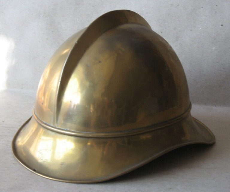 Emergency Museum, the origins of the brass firefighter helmet