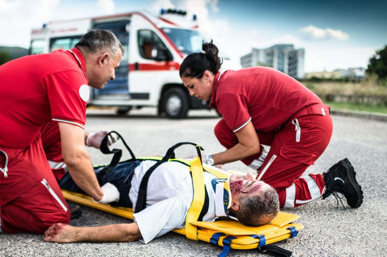 Spinal shock: causes, symptoms, risks, diagnosis, treatment, prognosis