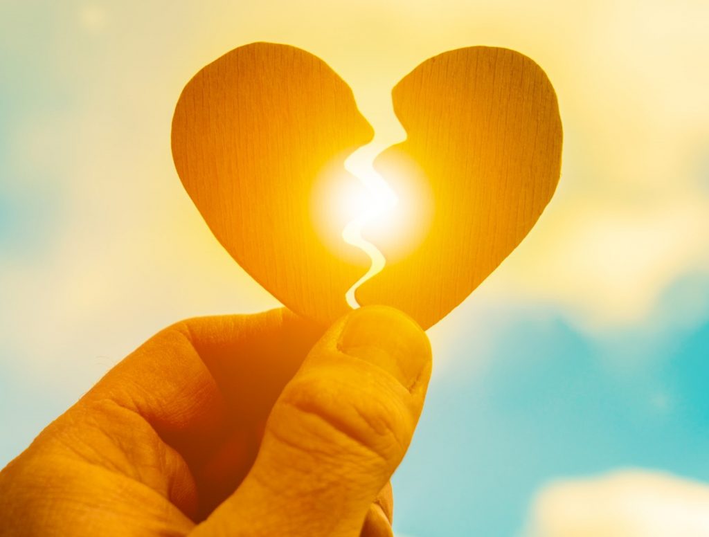 What is takotsubo cardiomyopathy (broken heart syndrome)?