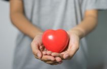 Snapping fingers: definition, symptoms, diagnosis and treatment